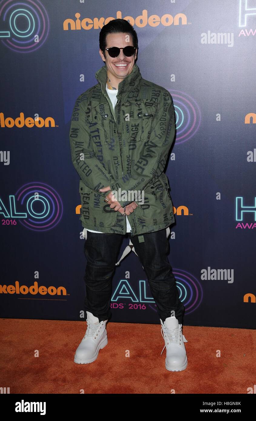 New York, NY, USA. 11th Nov, 2016. Casper Smart at arrivals for ...
