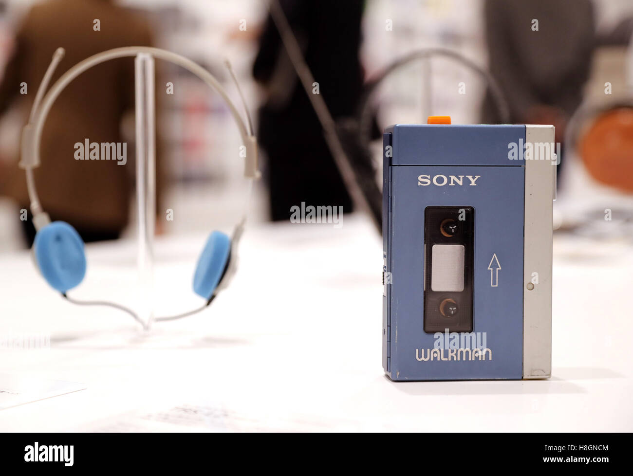 Tokyo, Japan. 12th Nov, 2016. Japan's electronics giant Sony displays ...
