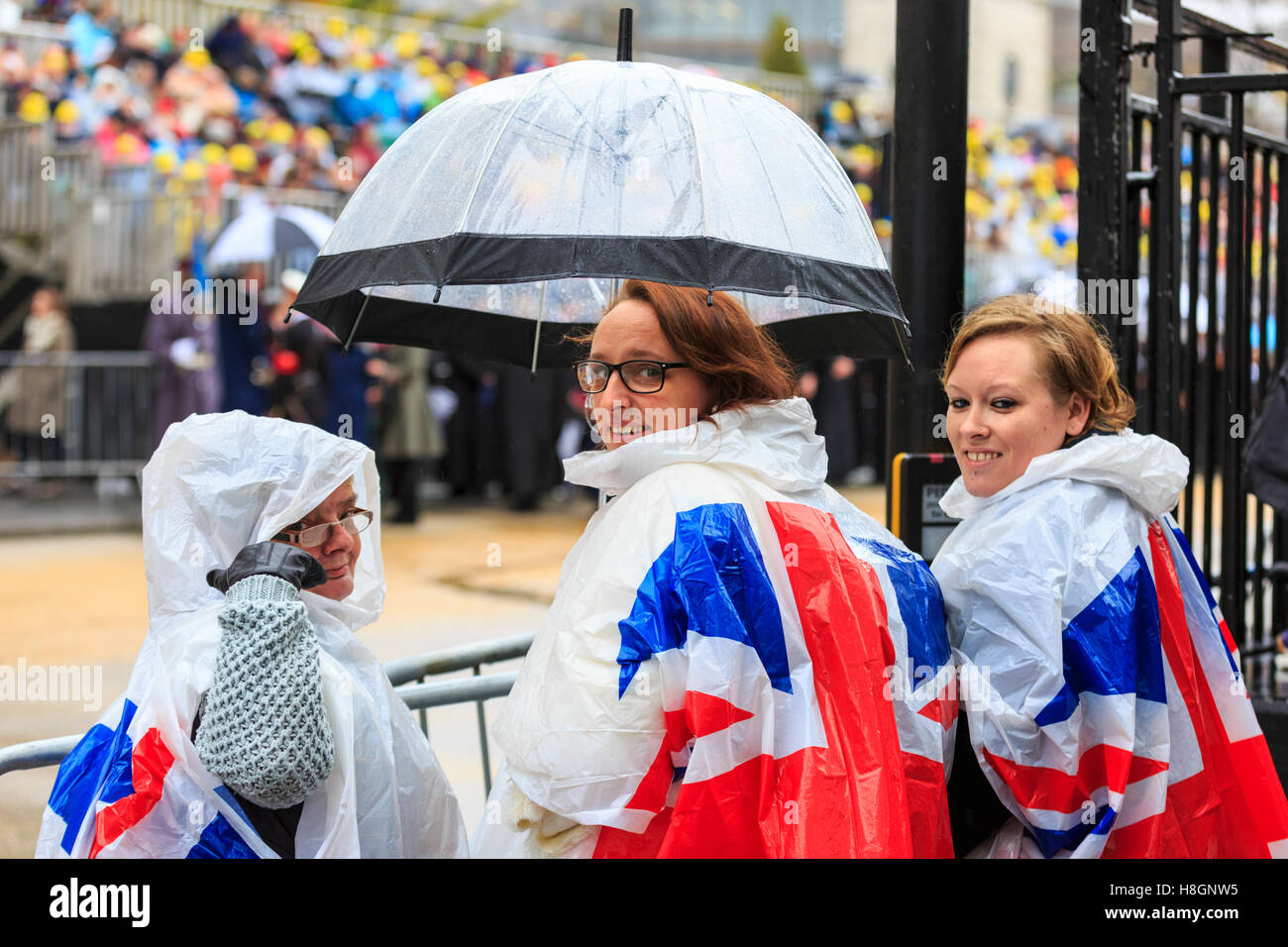 Union jack rain coats hi-res stock photography and images - Alamy