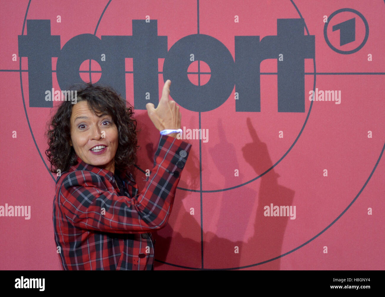 Hamburg, Germany. 11th Nov, 2016. German actress Ulrike Folkerts poses ...