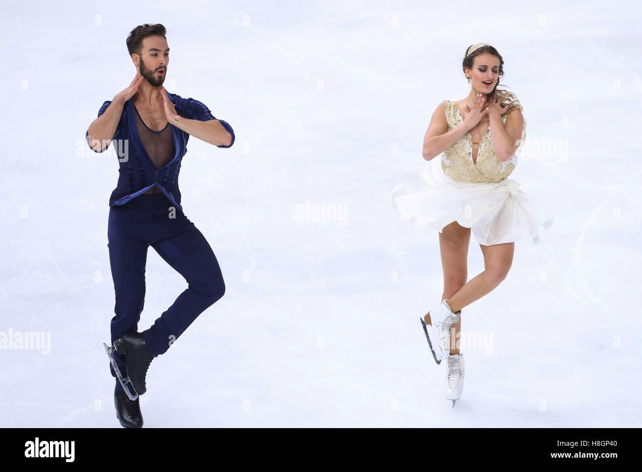 Paris, France. 11th Nov, 2016. ISU Grand Prix of Figure Skating Trophée de France. Gabriella ...