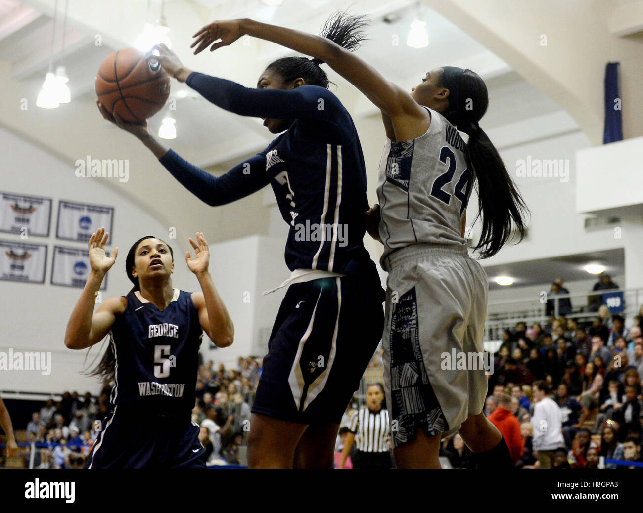 Washington, VA, USA. 11th Nov, 2016. 20161111 - George Washington ...