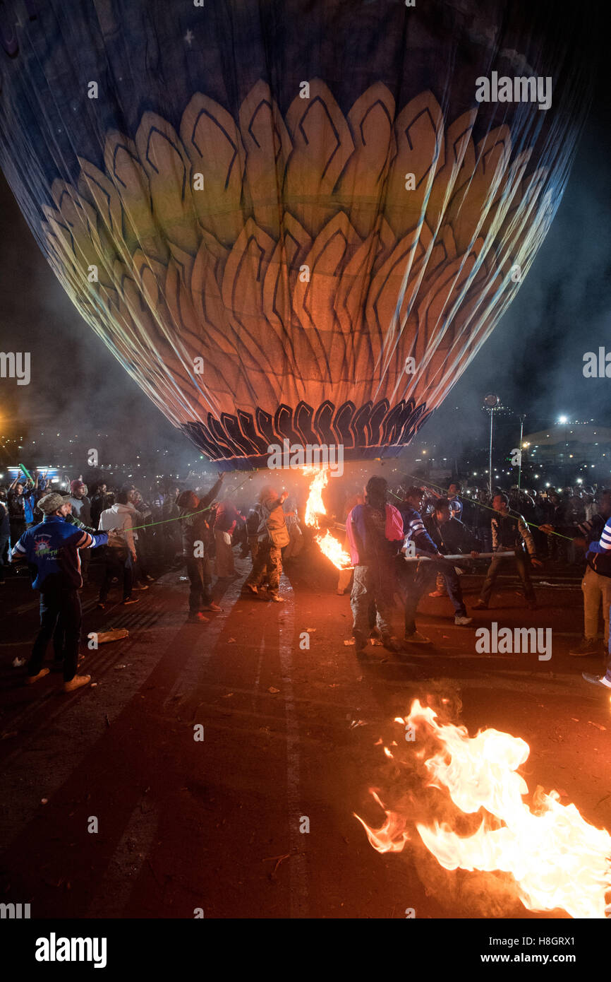 Davey fireworks hi-res stock photography and images - Alamy