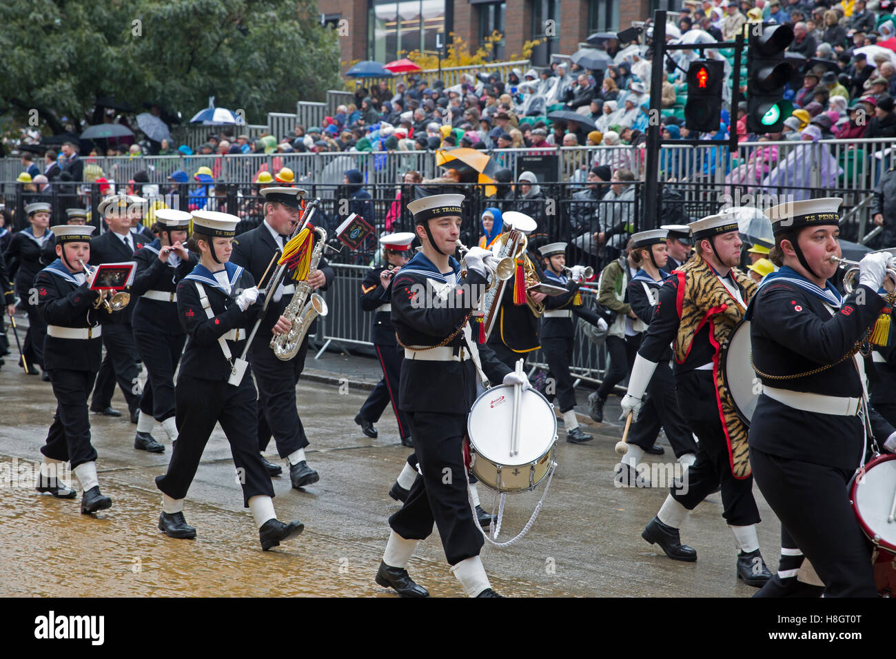 London, UK. 12th Nov, 2016. The Lord Mayor's Show takes place in London ...