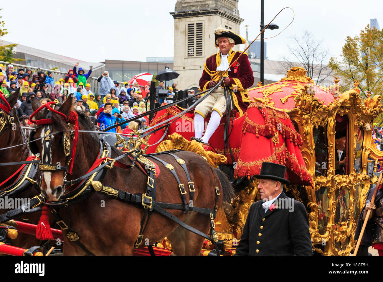 Horse carriage lord mayors show hi-res stock photography and images - Alamy