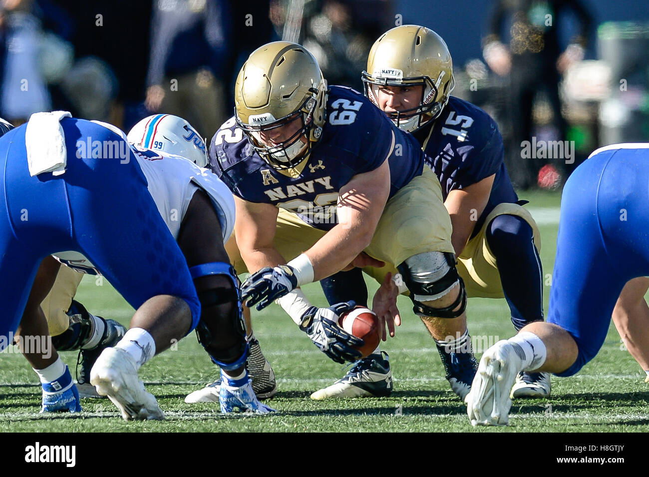 Annapolis, Maryland, USA. 12th Nov, 2016. Naval Academy quarterback ...
