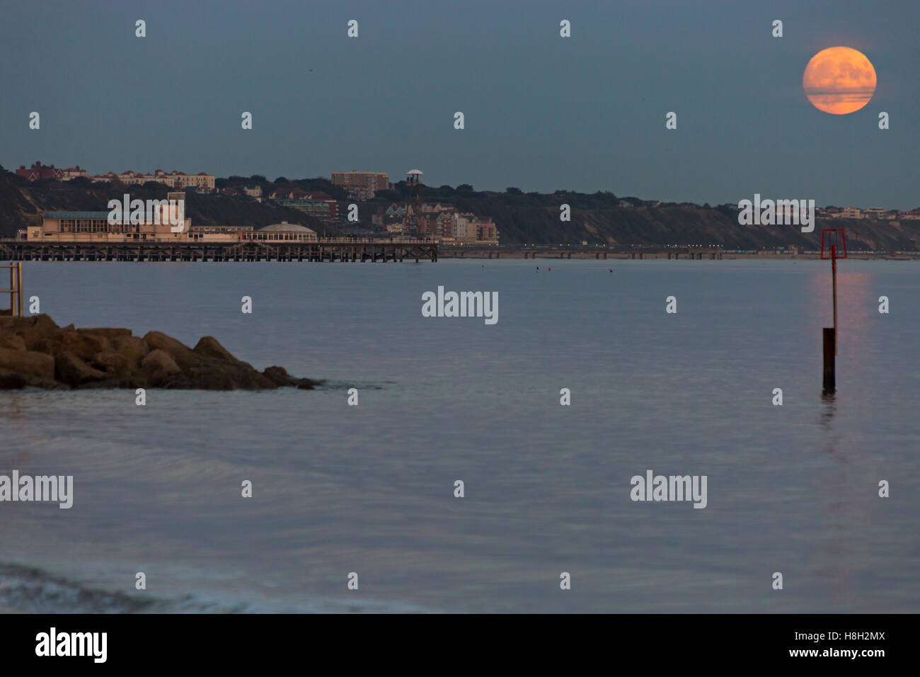 Branksome Chine, Poole, Dorset, UK. 13 November 2016. Supermoon over ...