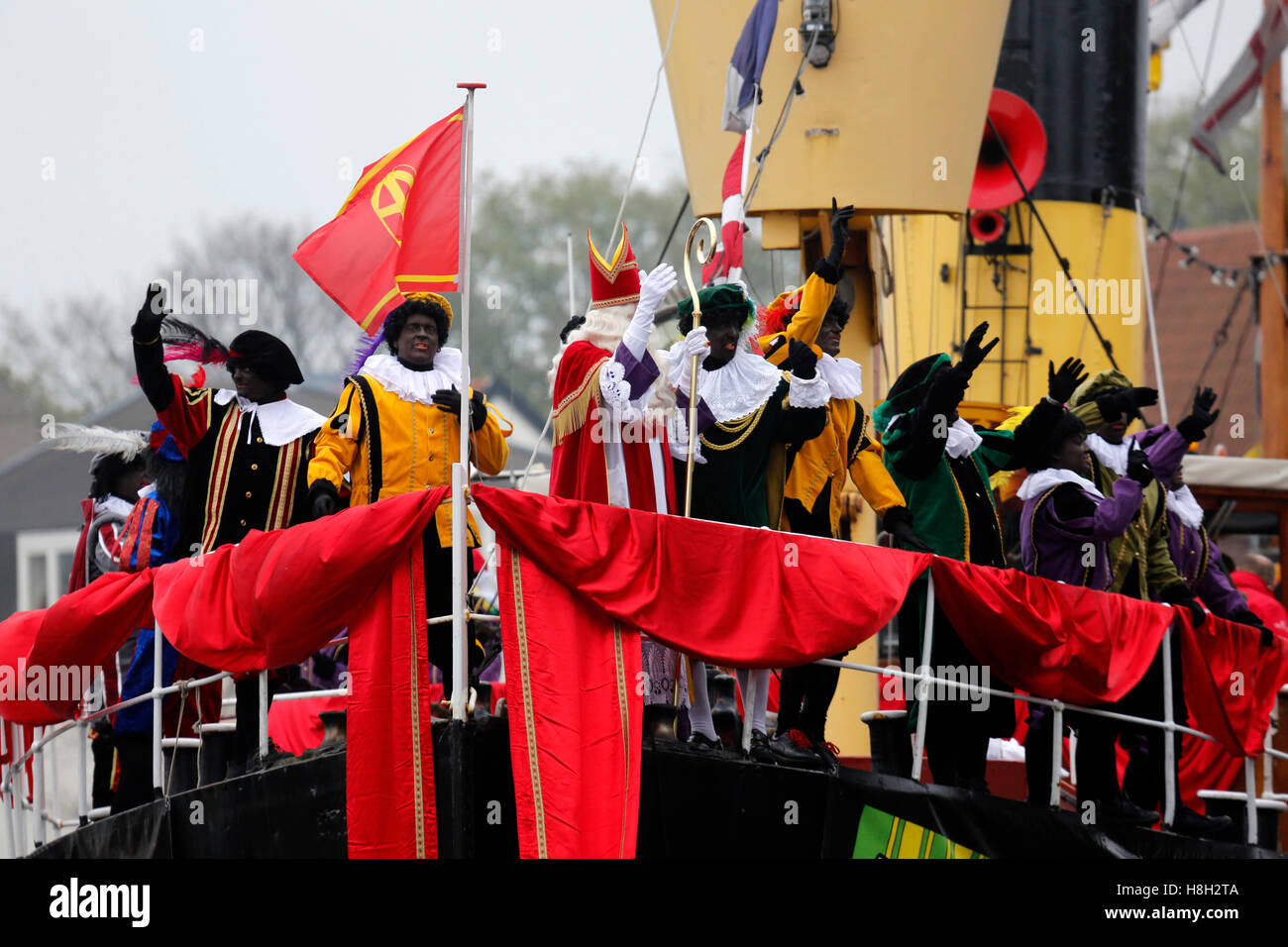 Sinterklaas boat hi-res stock photography and images - Alamy