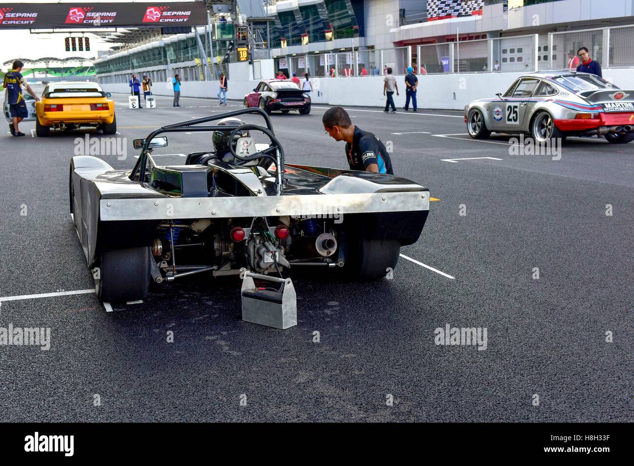 Asia classic car challenge hi-res stock photography and images - Alamy