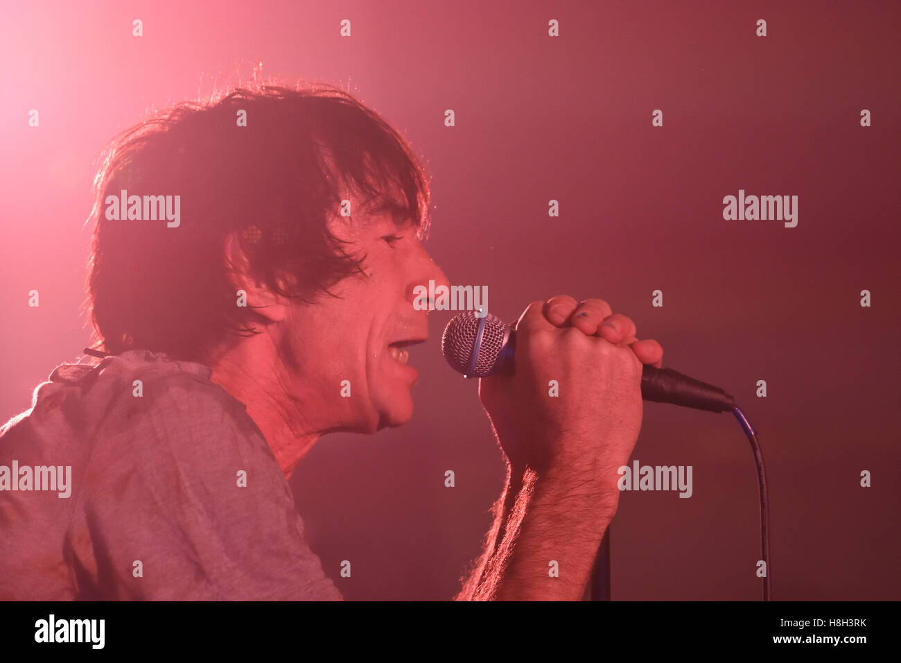 Sham 69 iconic punk rock hi-res stock photography and images - Alamy