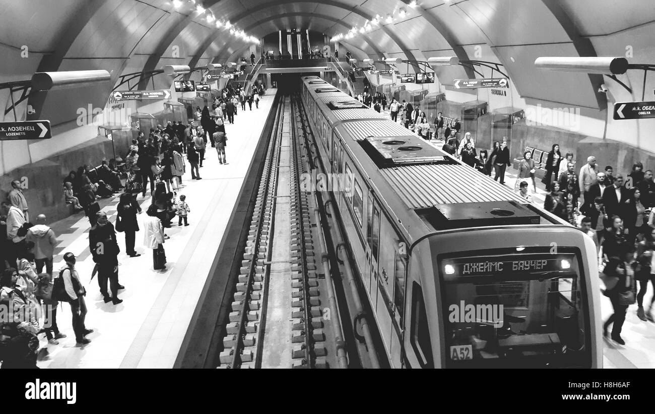 Life of people Black and White Stock Photos & Images - Alamy