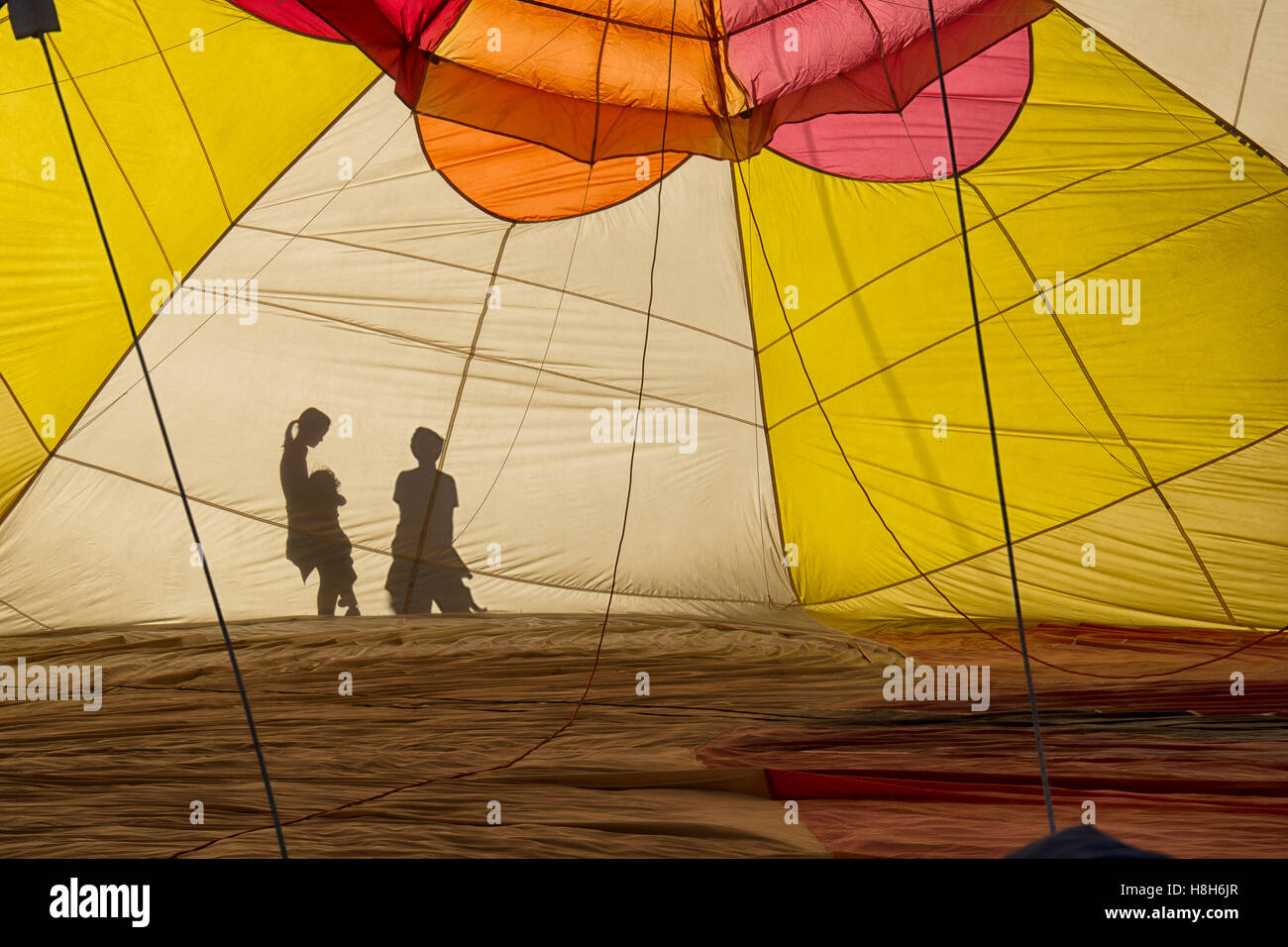 Ballon patterns hi-res stock photography and images - Alamy