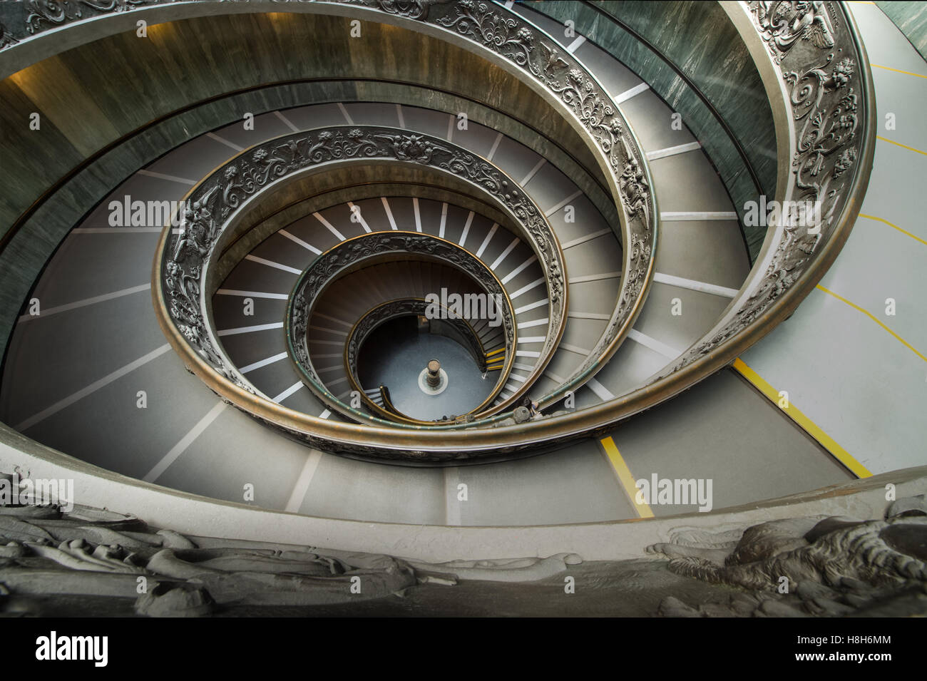 The circular staircase hi-res stock photography and images - Alamy