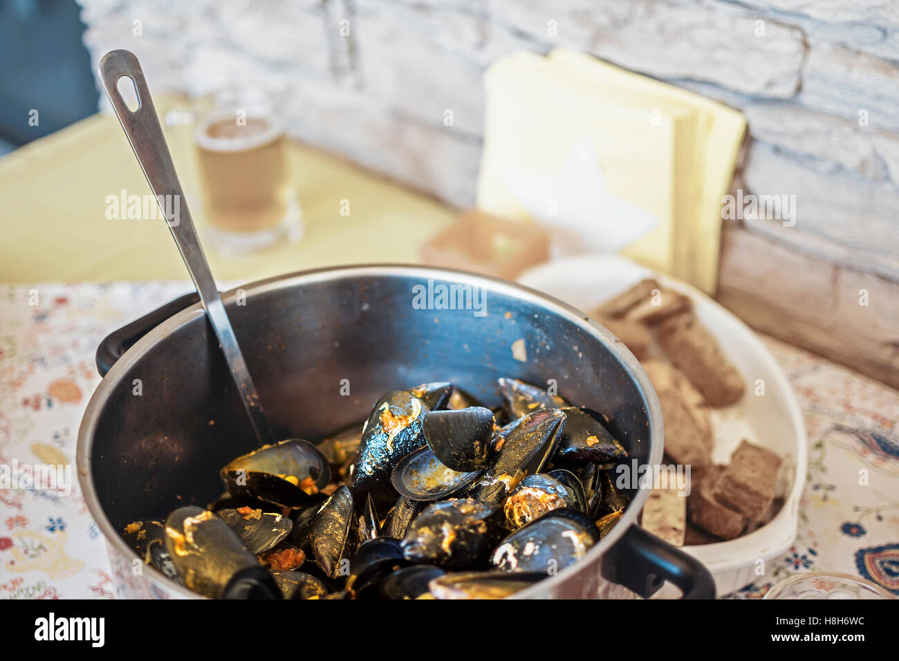 Traditional beer in pot hi-res stock photography and images - Alamy
