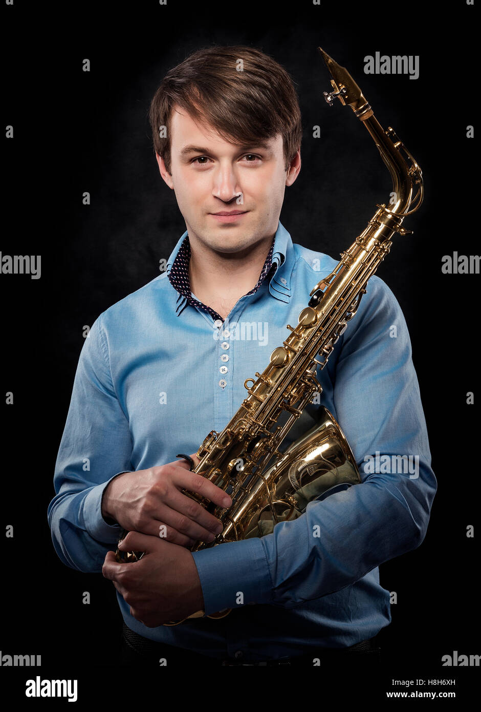 Saxophonist artist hi-res stock photography and images - Alamy