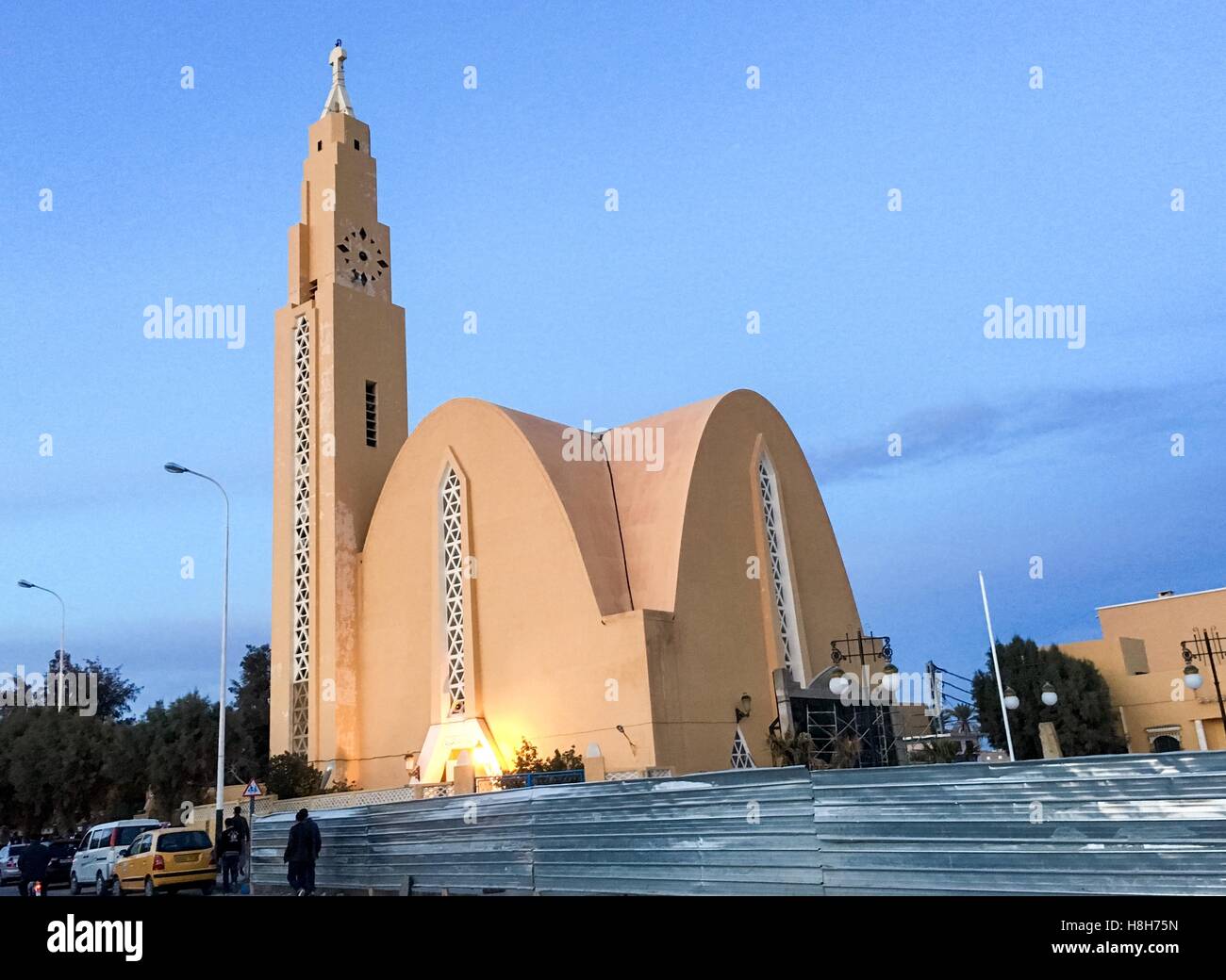 BECHAR, ALGERIA - FEB 4, 2016: The Ibn El-Houeyretar mosque in Bechar ...