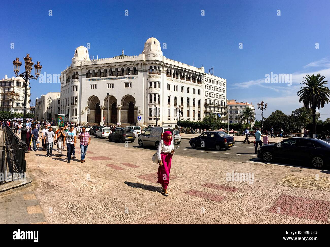La Grande Poste Algiers is a building of neo-Moorish style Arabisance ...