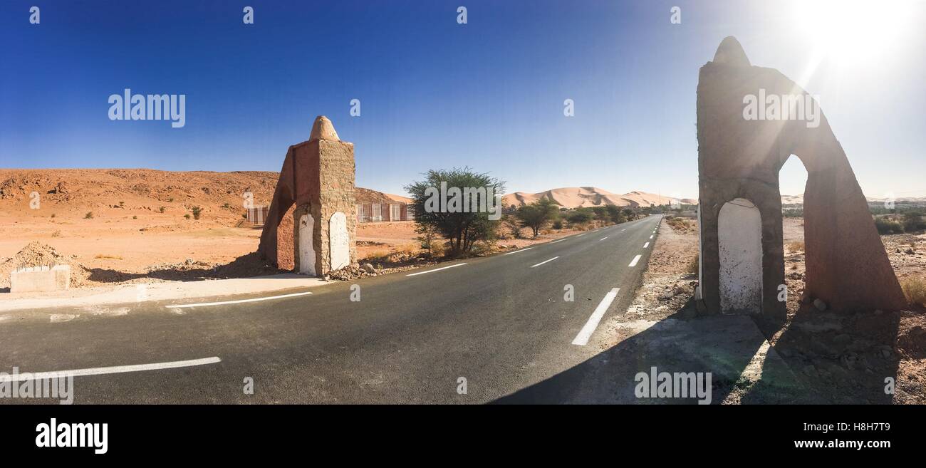 Entrance of Taghit city in North Africa Bechar Algeria Stock Photo - Alamy