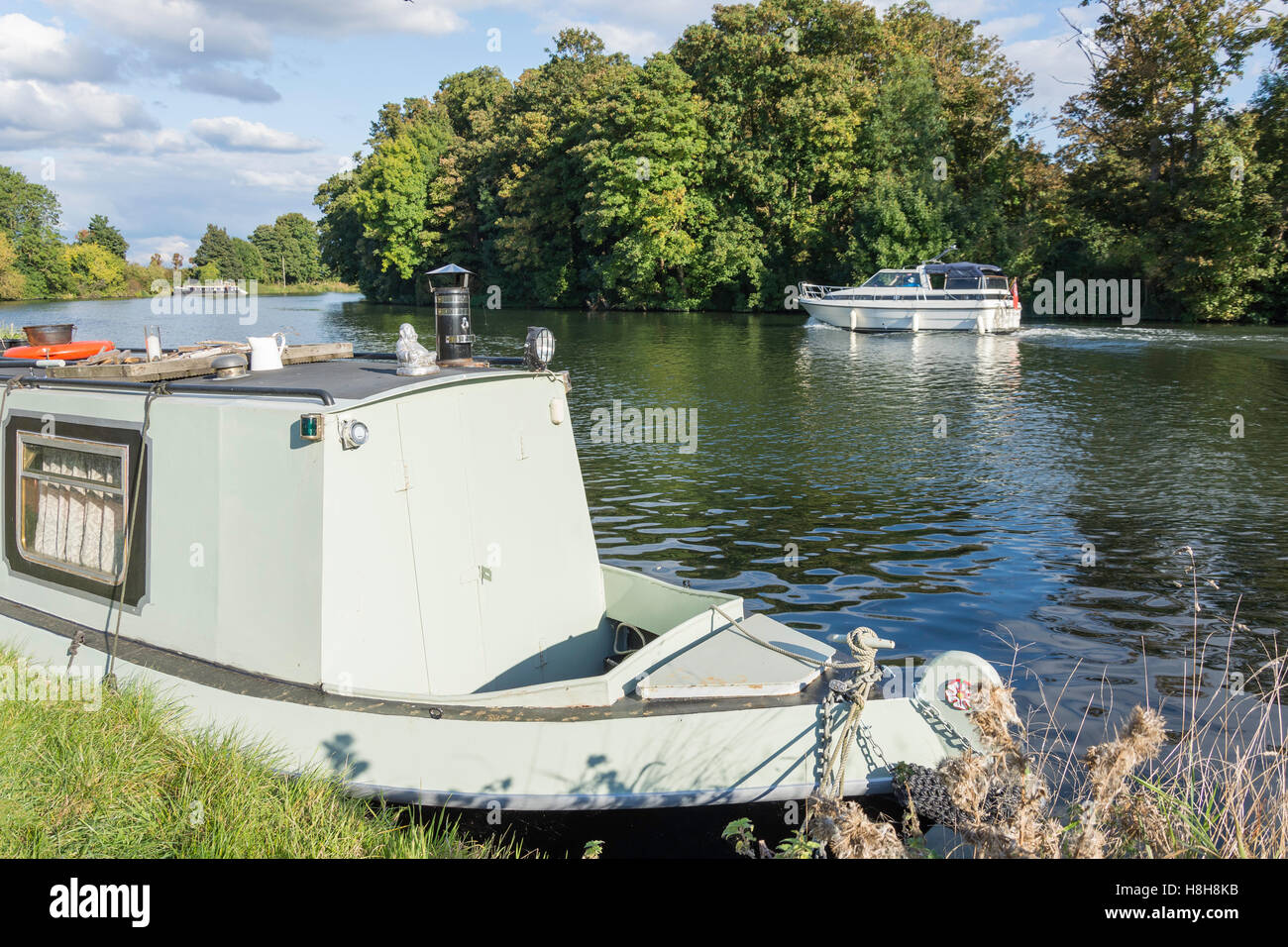 Boats on River Thames at Boveney, Buckinghamshire, England, United ...