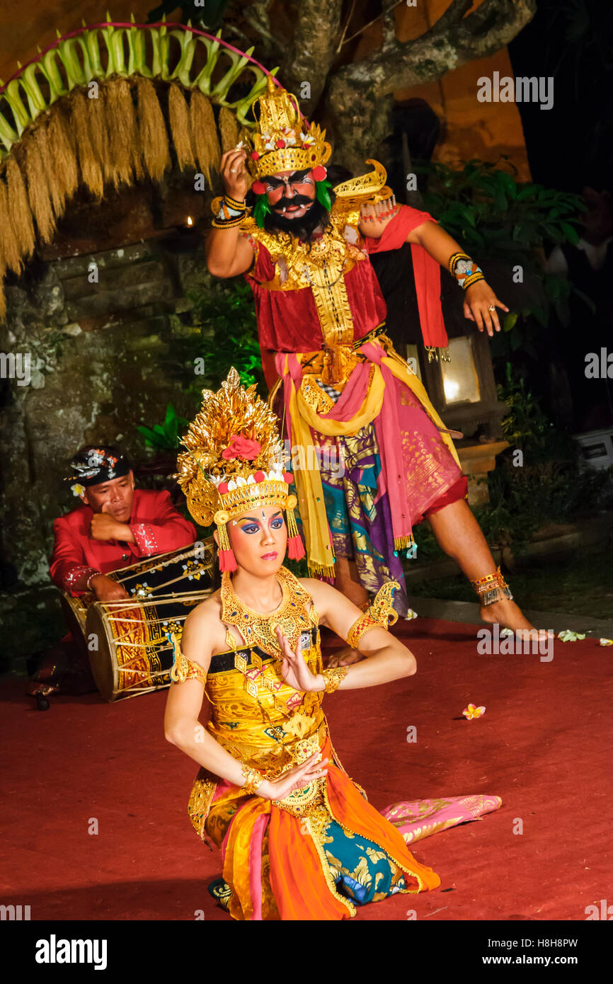 Indonesia bali ubud ramayana dance hi-res stock photography and images ...