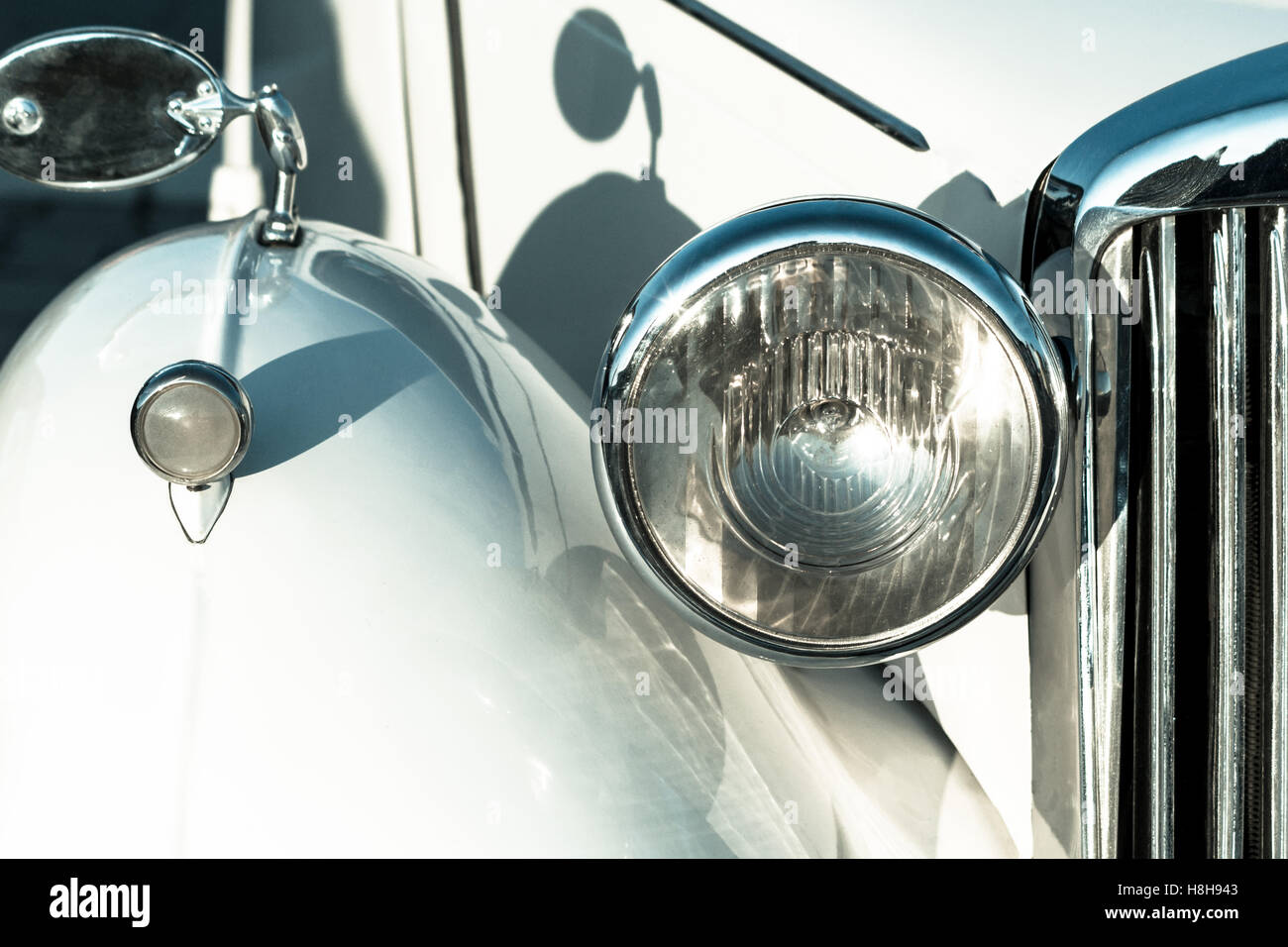 Old vintage oldtimer car front detail Stock Photo - Alamy