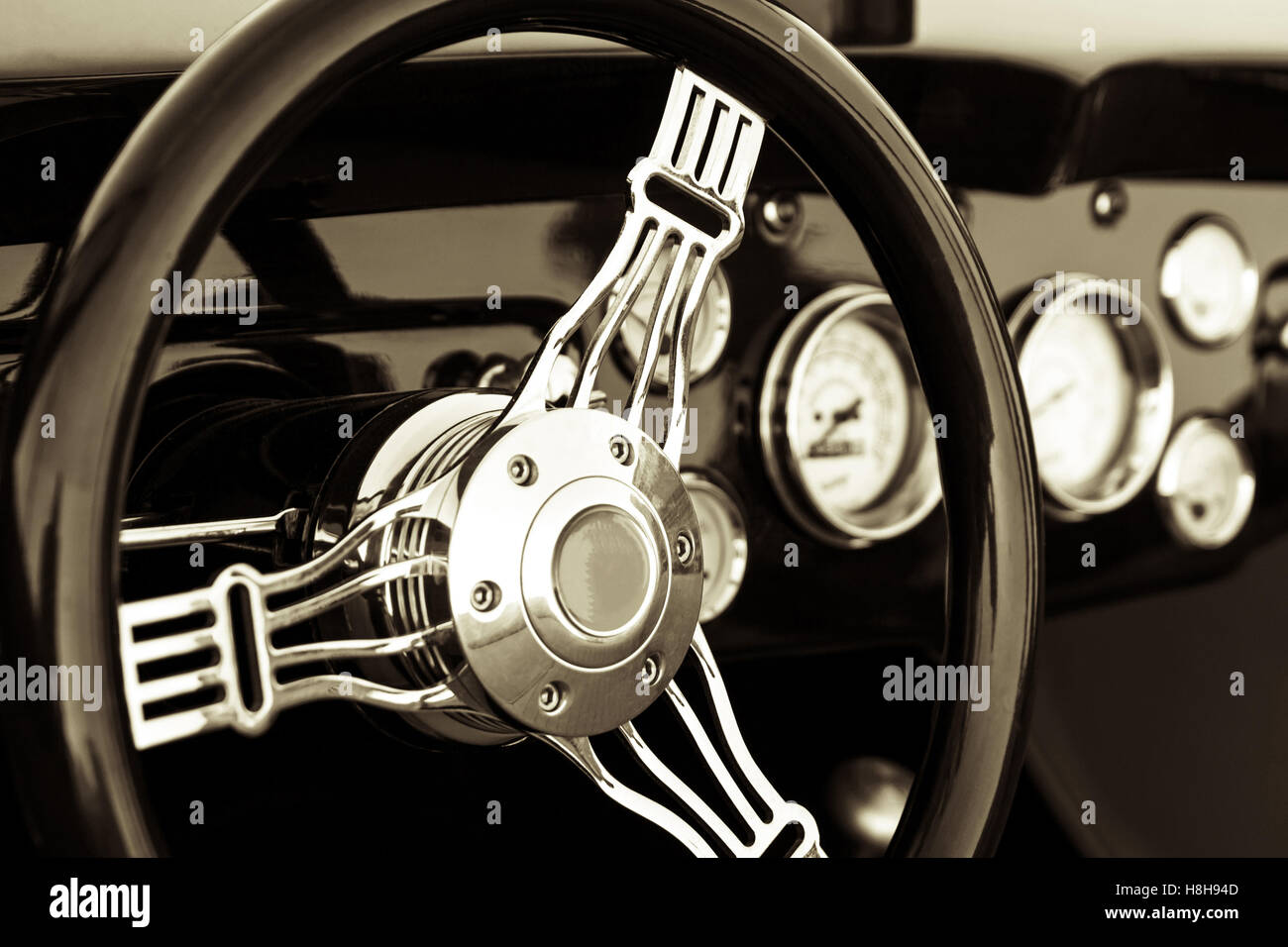 Old car dashboard hi-res stock photography and images - Alamy