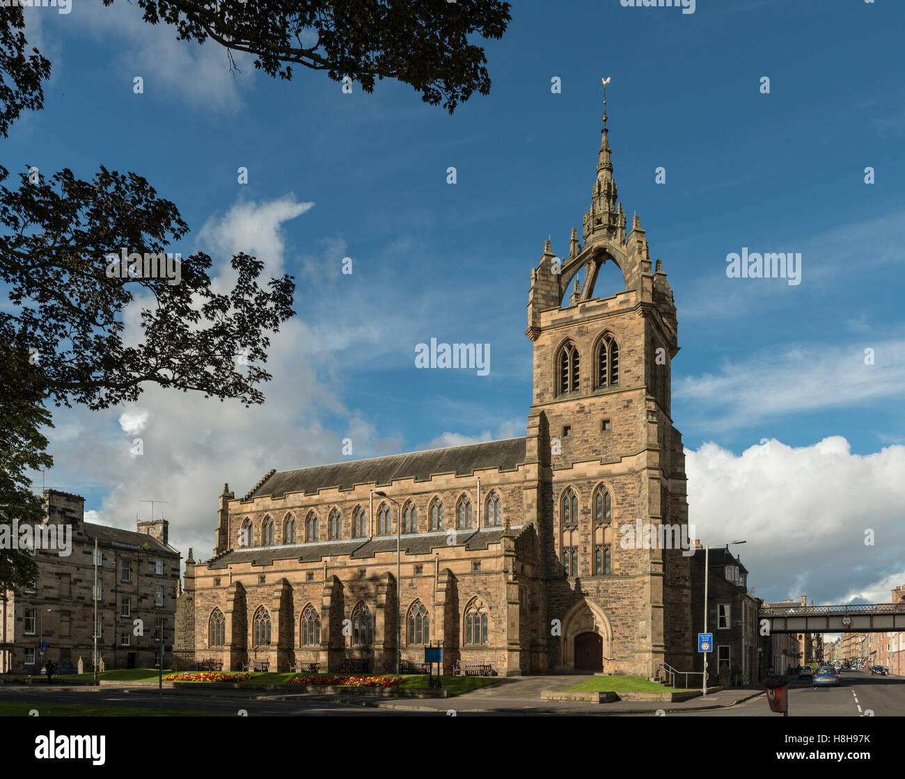 St leonards in the fields perth hi-res stock photography and images - Alamy