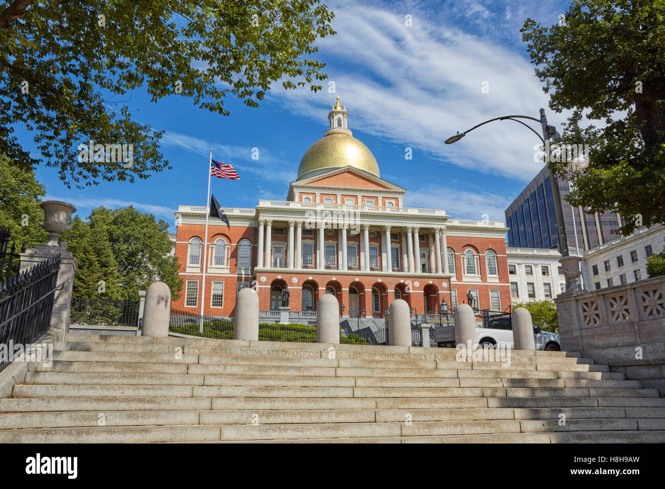 Massachusetts state house hi-res stock photography and images - Alamy