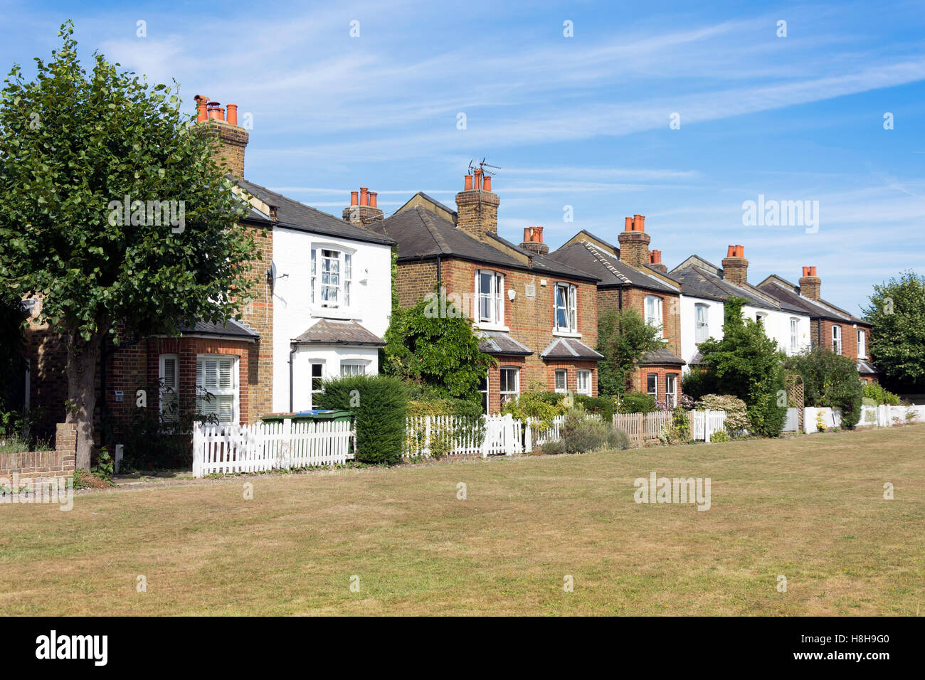Period cottages on Weston Green, Surrey, England, United Kingdom Stock ...