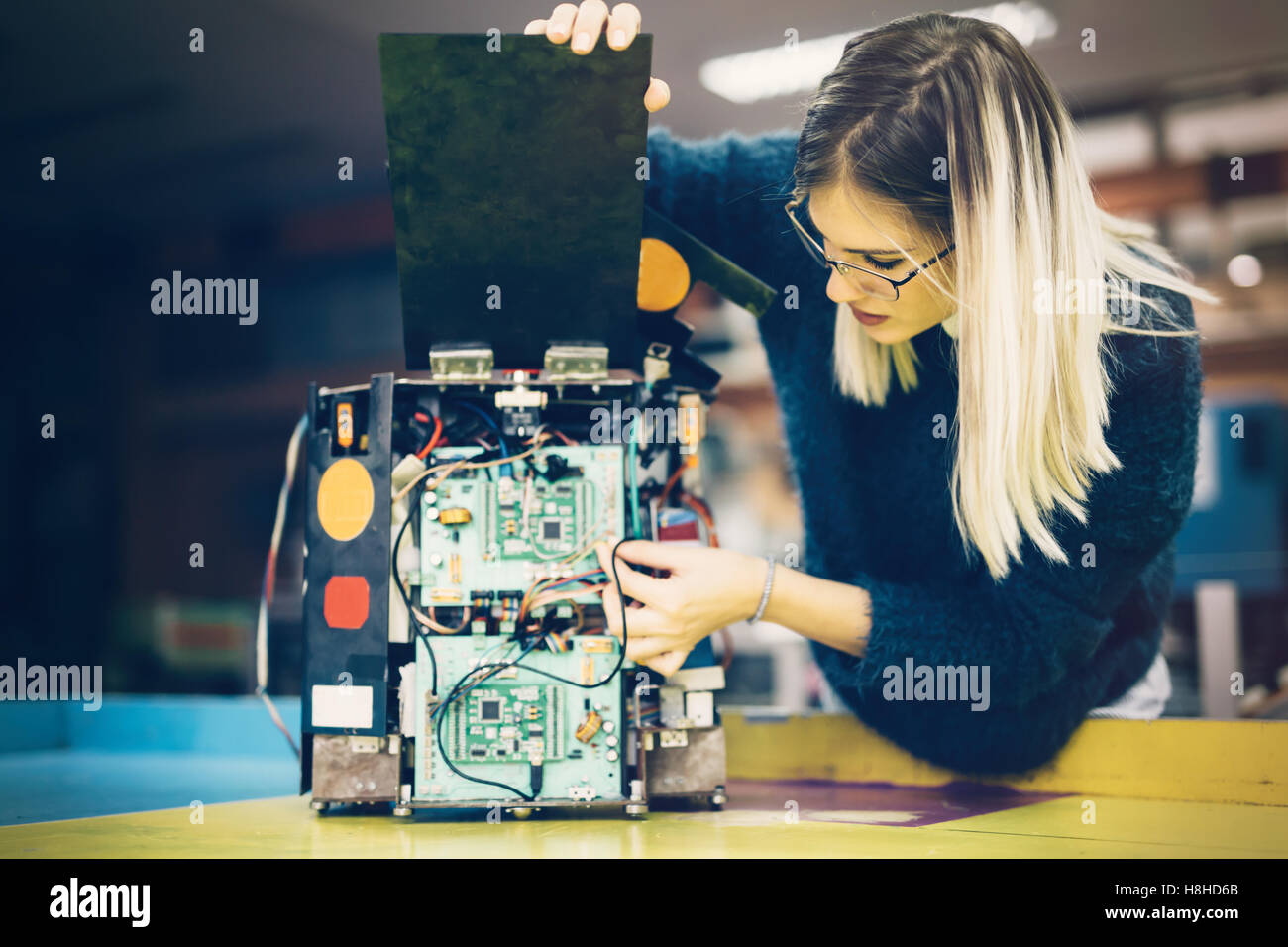 Student science project s hi-res stock photography and images - Alamy