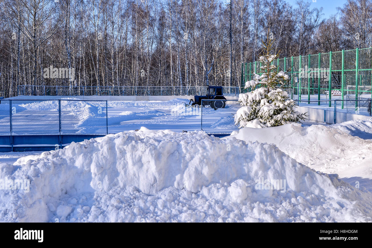 Cleaning football pitch hi-res stock photography and images - Alamy