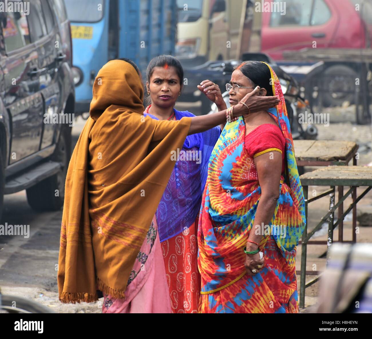 A mixture of industrious people on the streets of Lucknow, India Stock ...