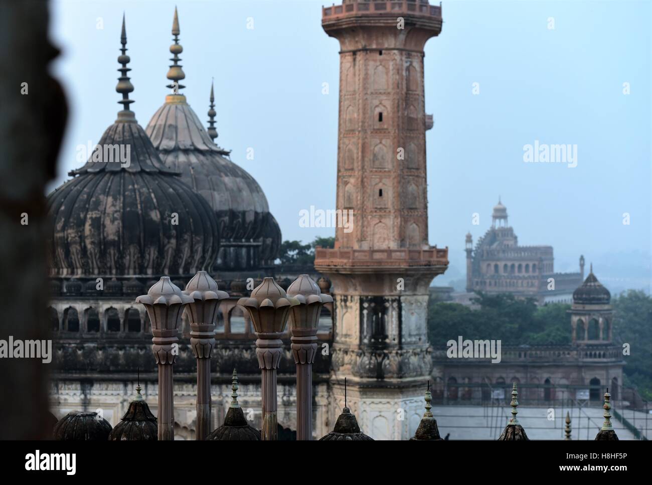 This colossal imambara in Lucknow, India. A labyrinth of corridors ...