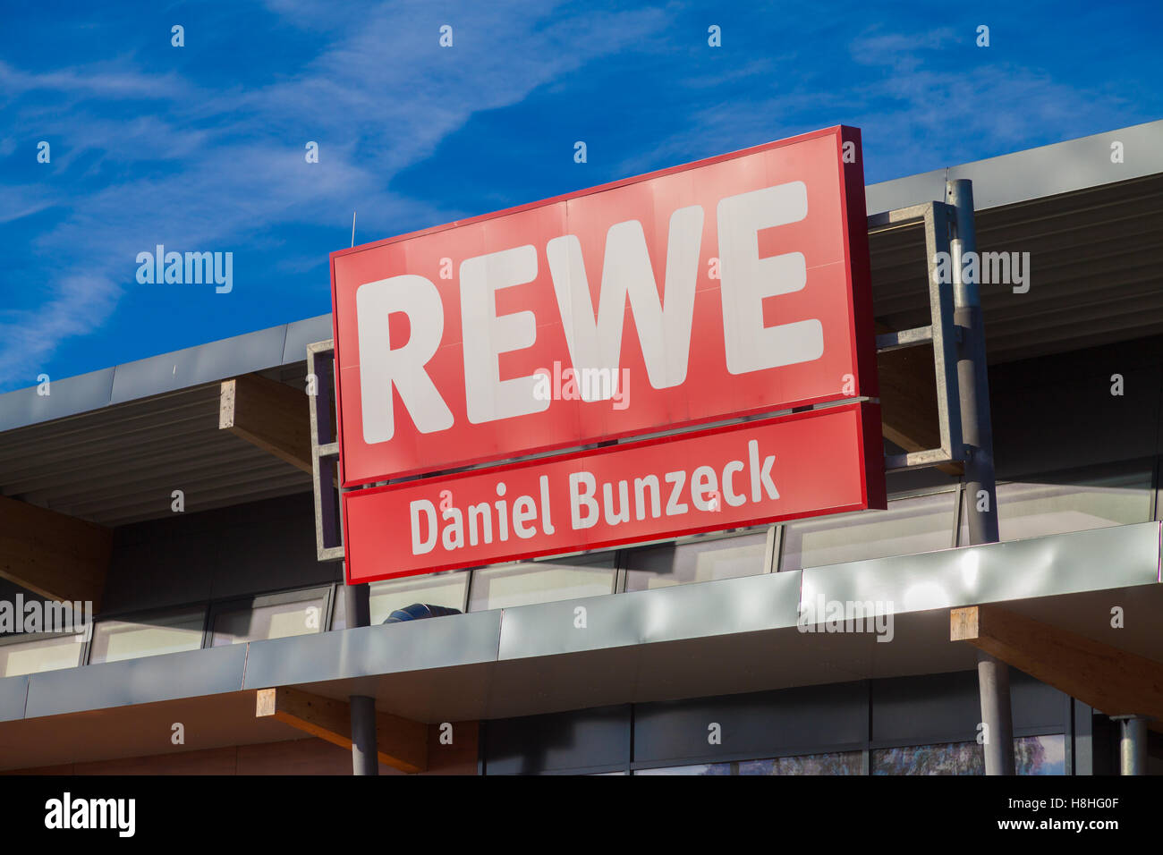 Rewe group hi-res stock photography and images - Alamy