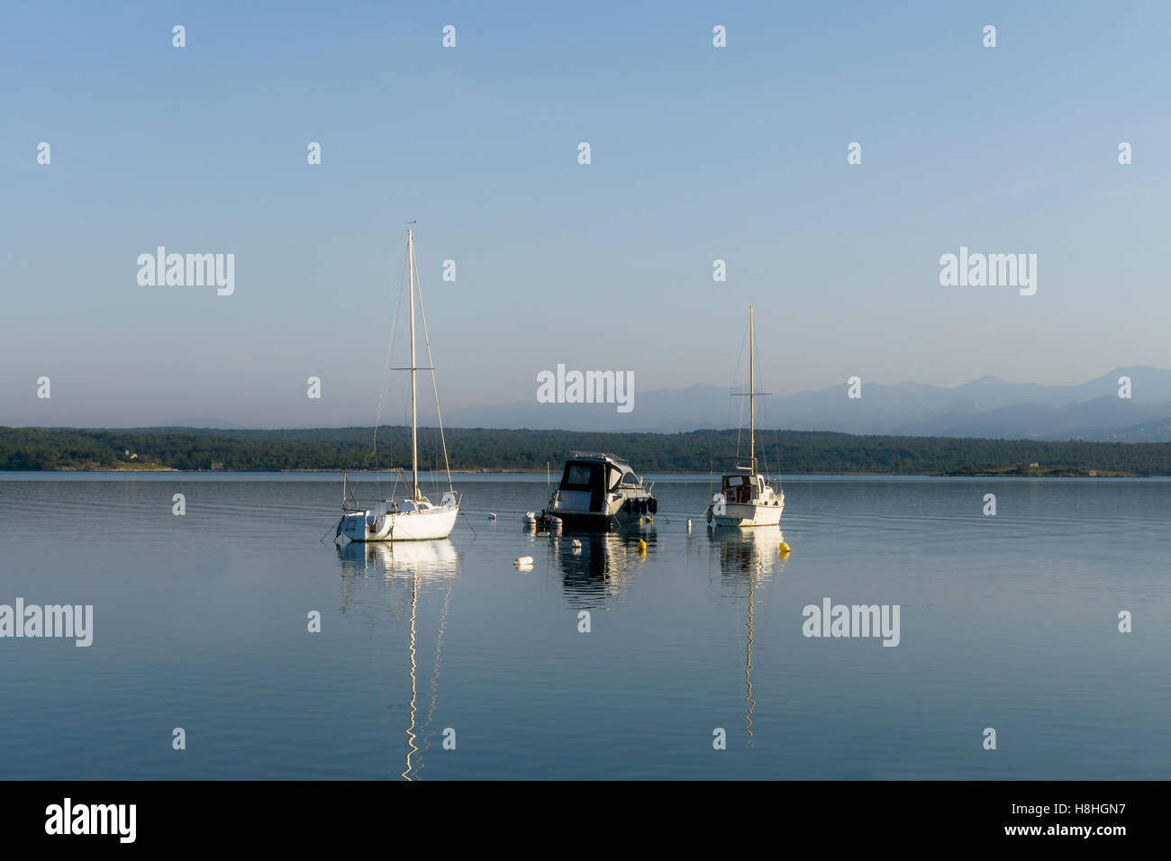 Three small boats hi-res stock photography and images - Alamy