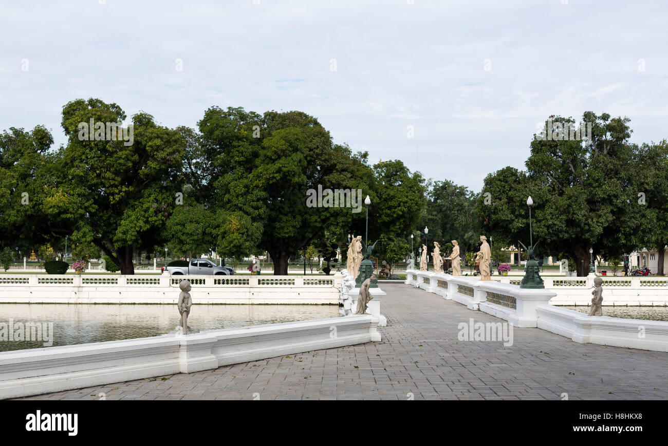 View of the bridge with standing neoclassical women statues on each ...