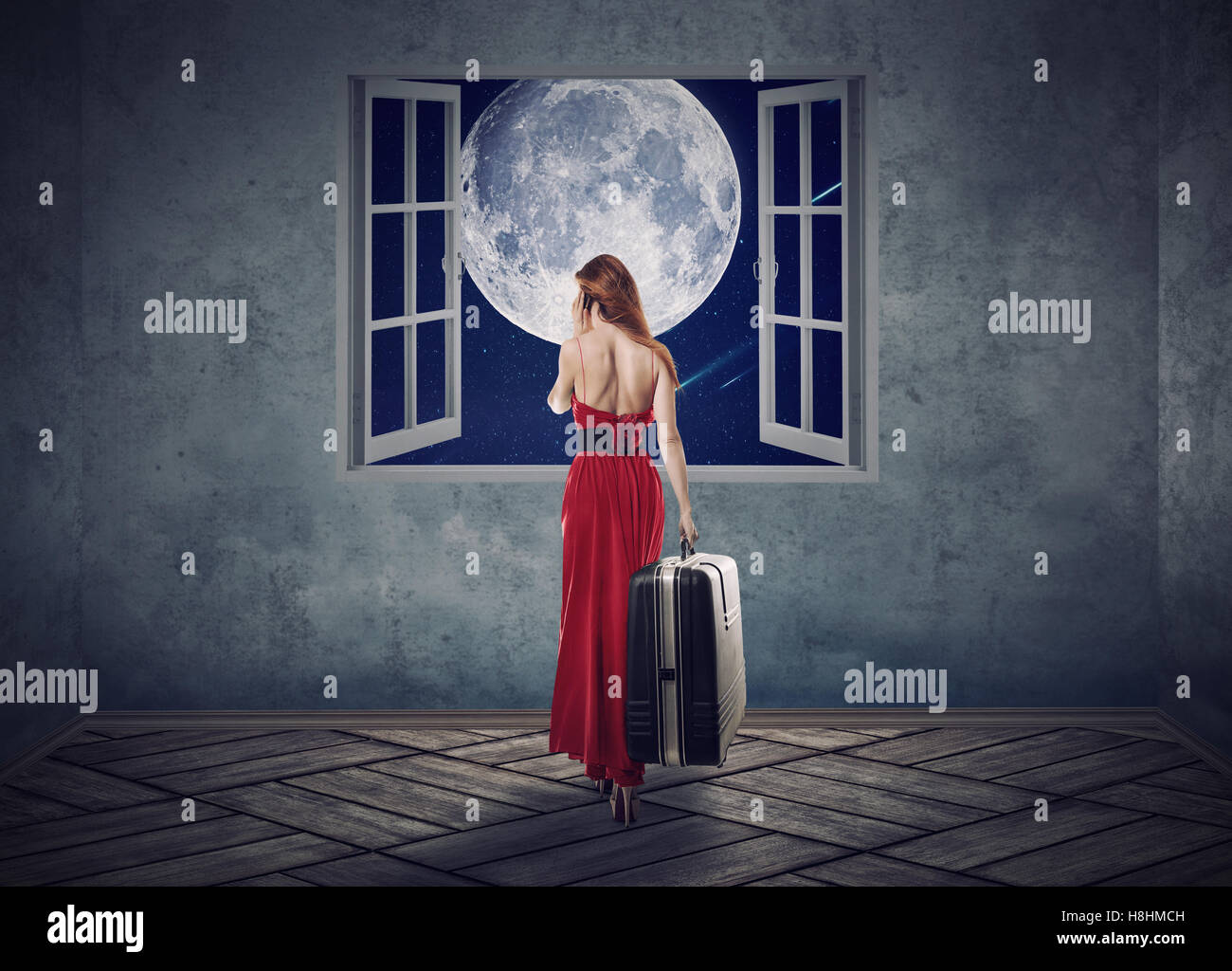 Woman walking alone night hi-res stock photography and images - Alamy