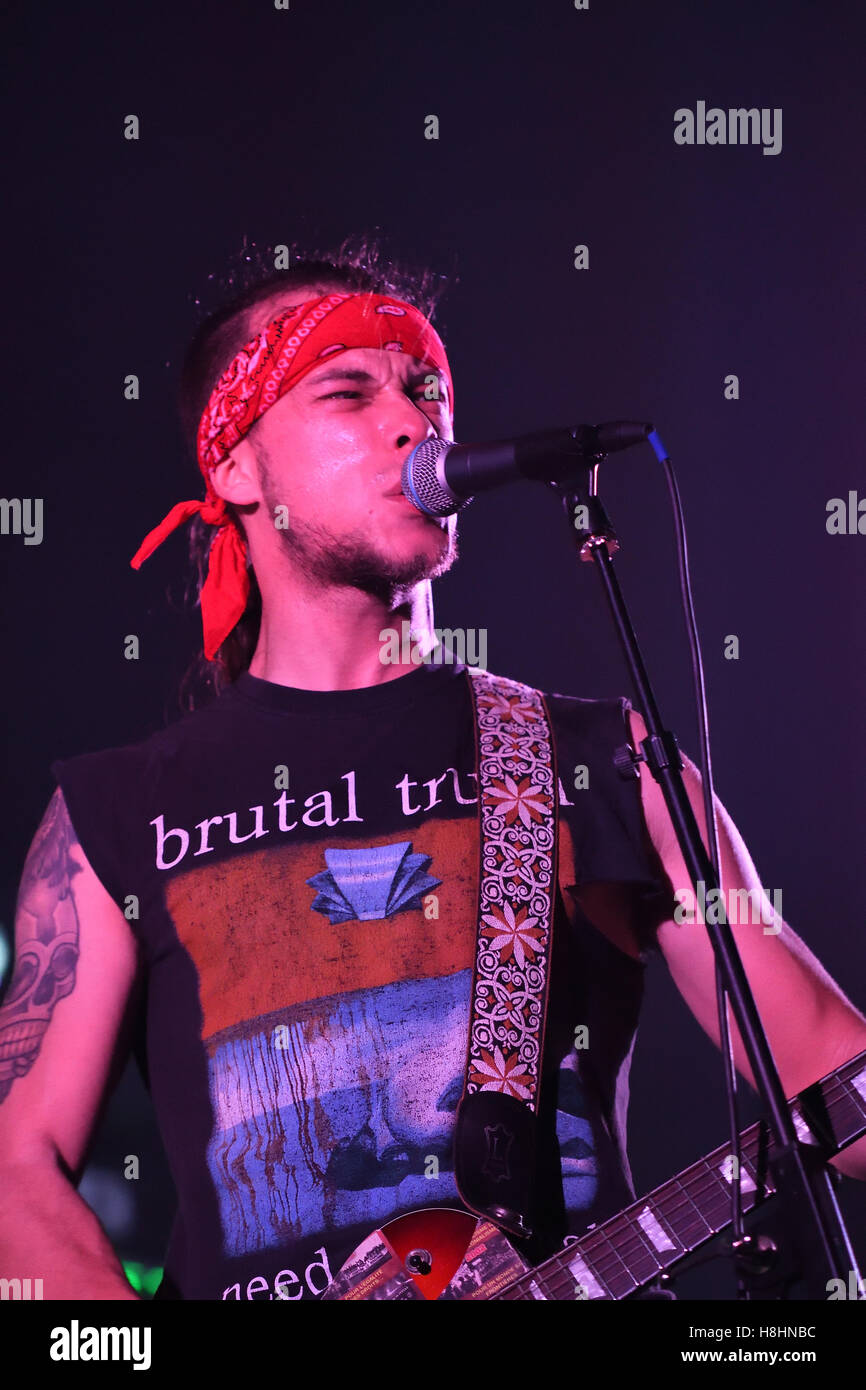 Bristol based Punk Rock Band Criminal Mind performed at Swindon Meca ...