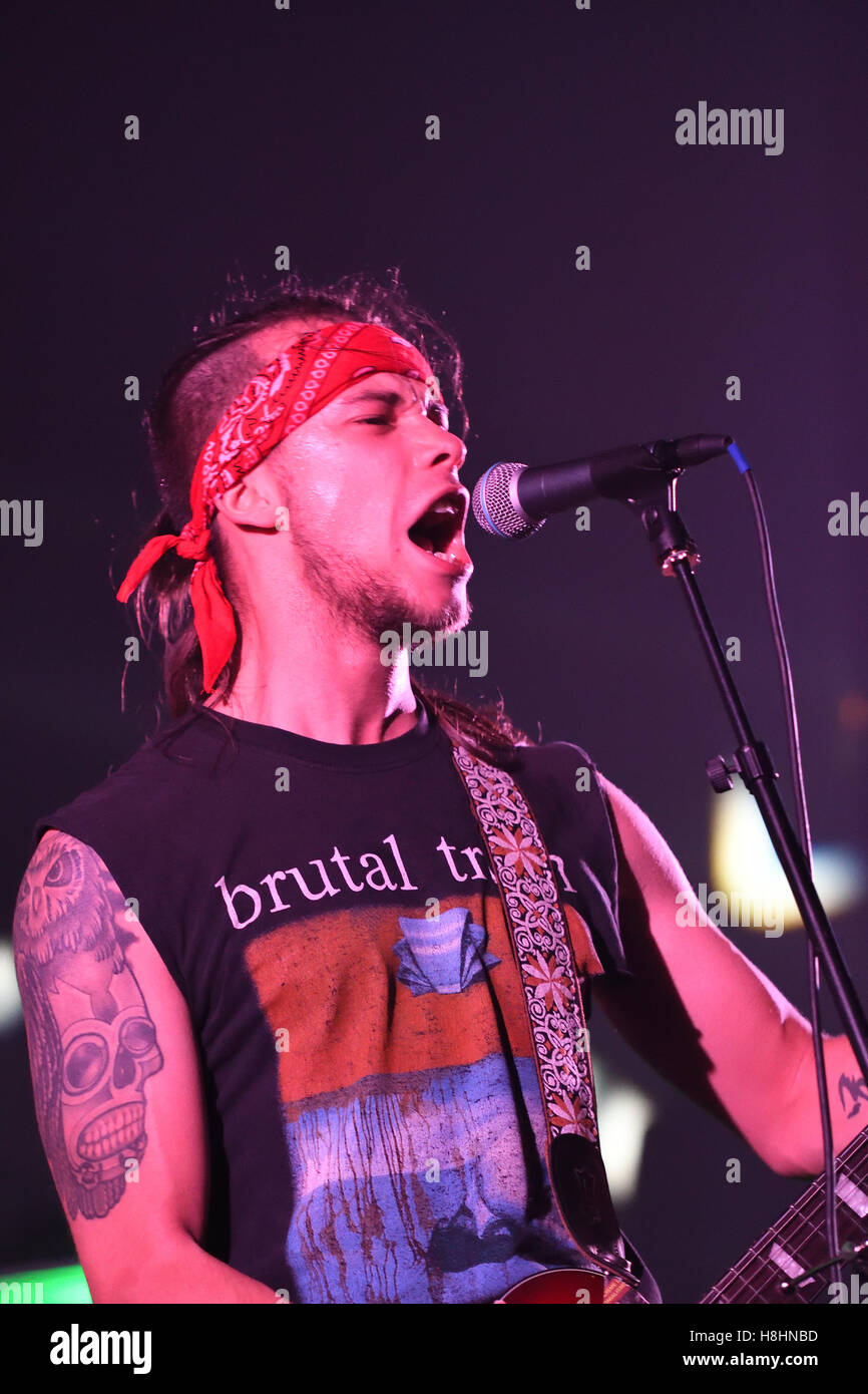 Bristol based Punk Rock Band Criminal Mind performed at Swindon Meca ...