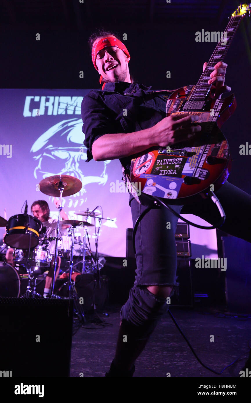 Bristol based Punk Rock Band Criminal Mind performed at Swindon Meca ...