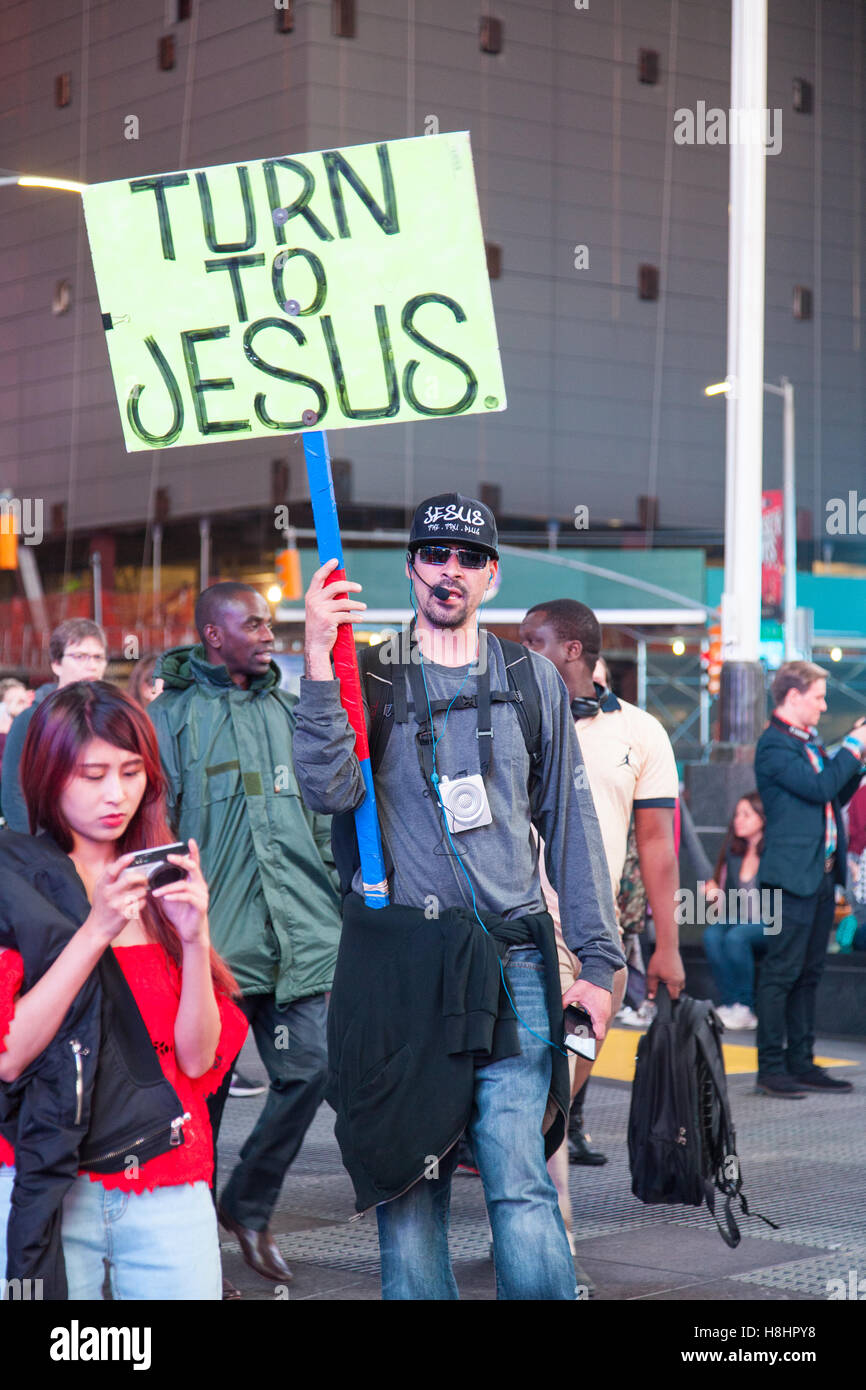 Turn to Jesus sign Times Square, Manhattan, New York, United States of ...