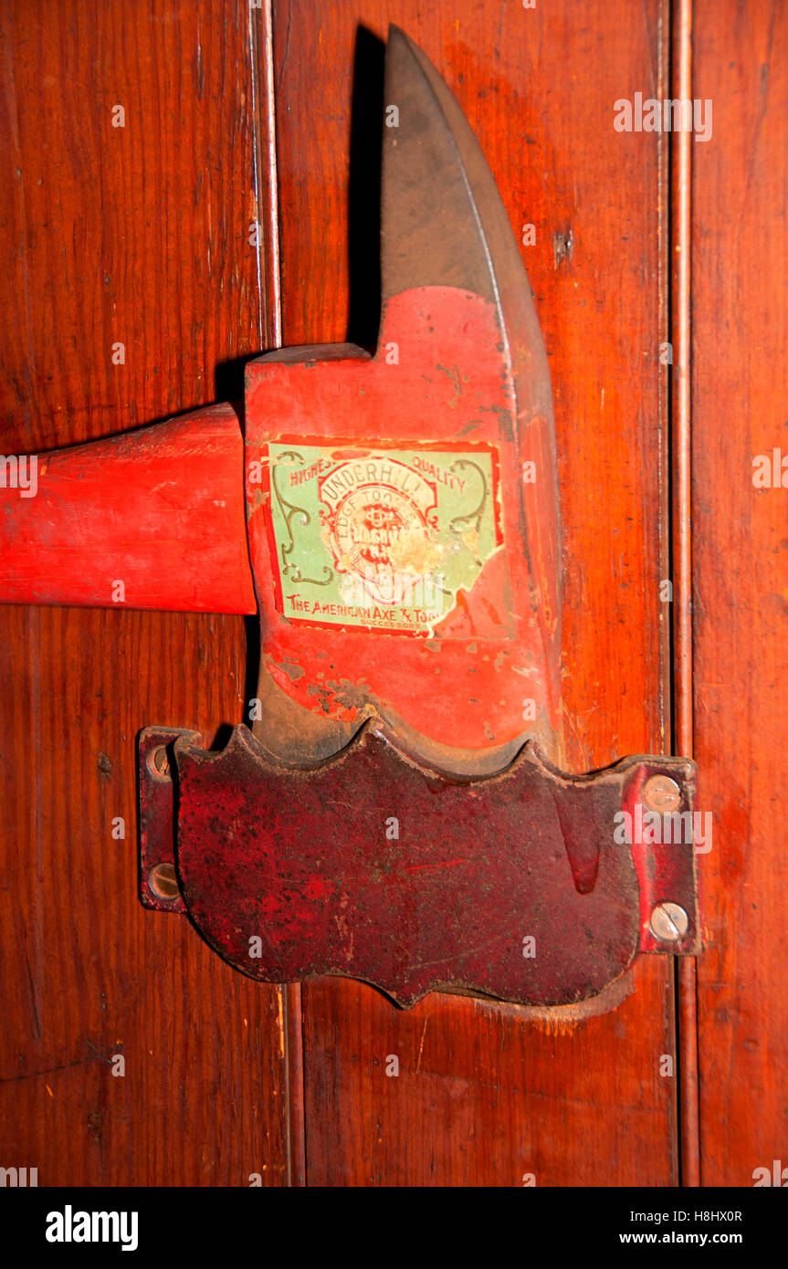 Thomas edison lab fire hi-res stock photography and images - Alamy