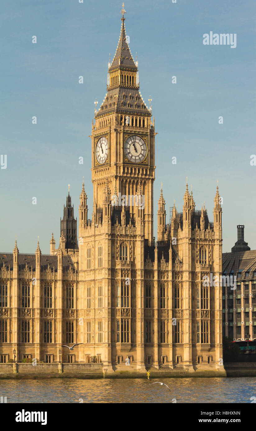 The Big Ben is British cultural icon ,the tower is one of the most ...