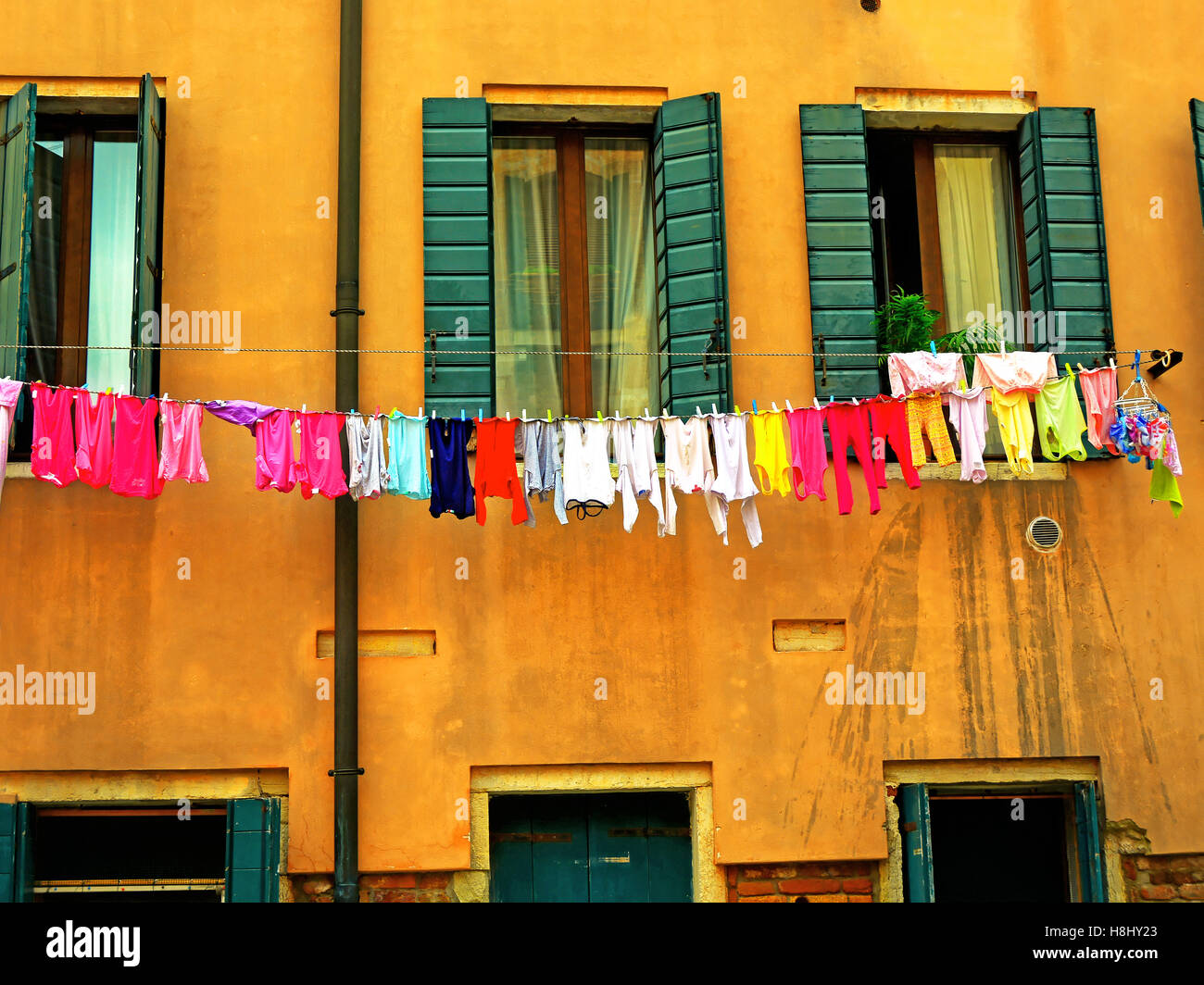 Venice washing line Stock Photo - Alamy