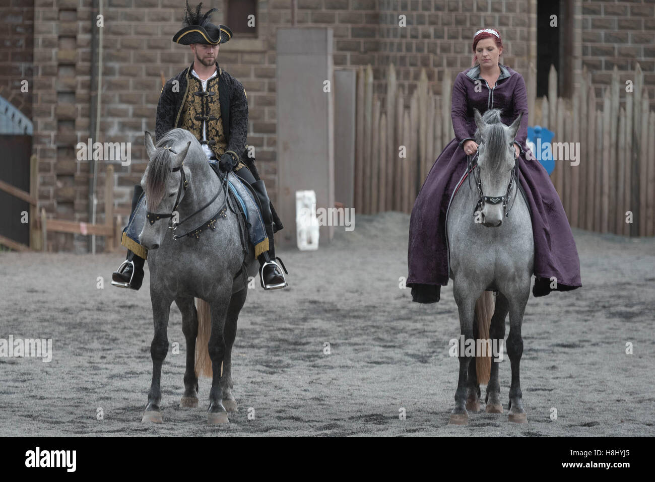 Baroque costumes hi-res stock photography and images - Alamy