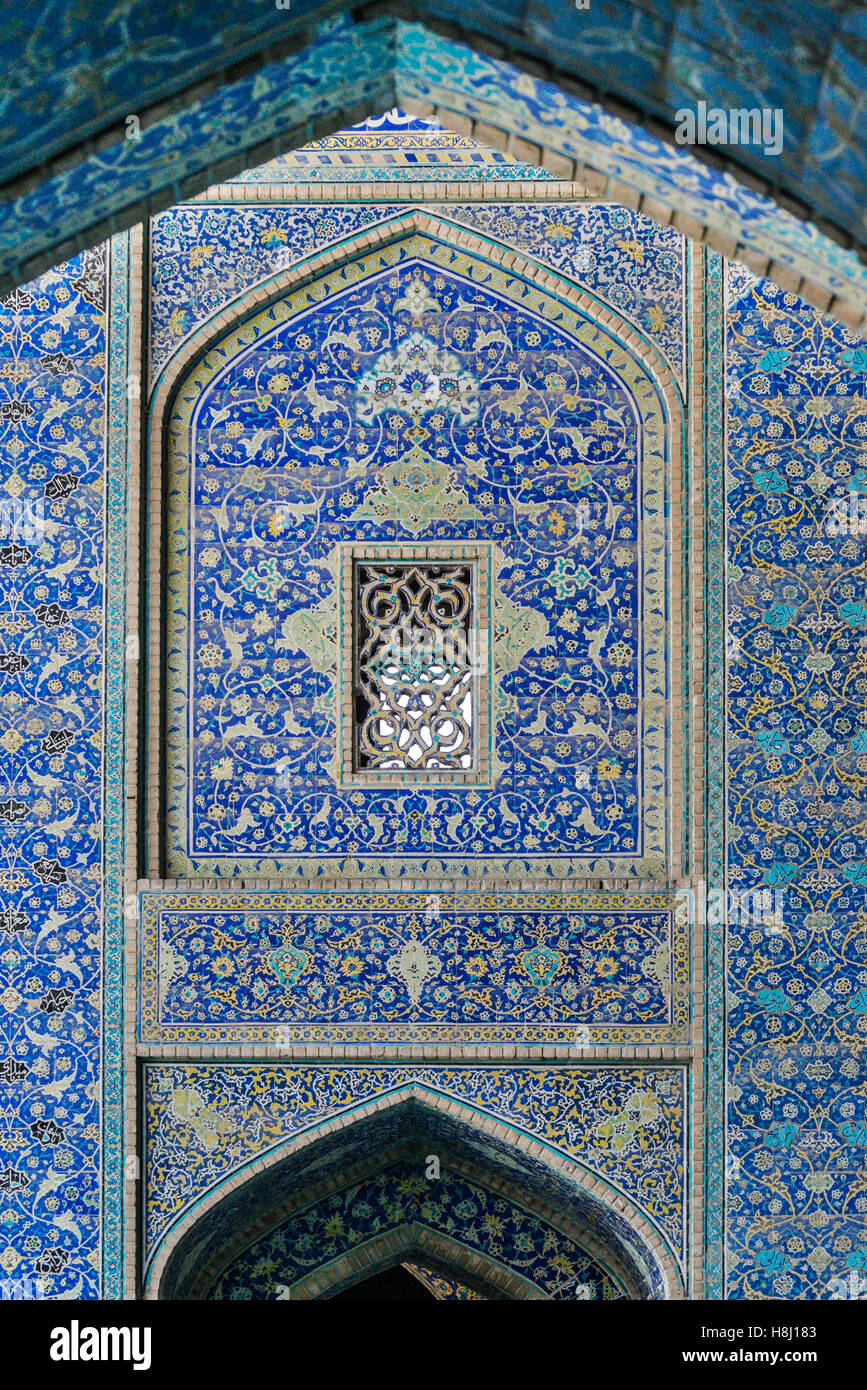 The great Blue Mosque (Imam Mosque ) Isfahan Iran Stock Photo - Alamy