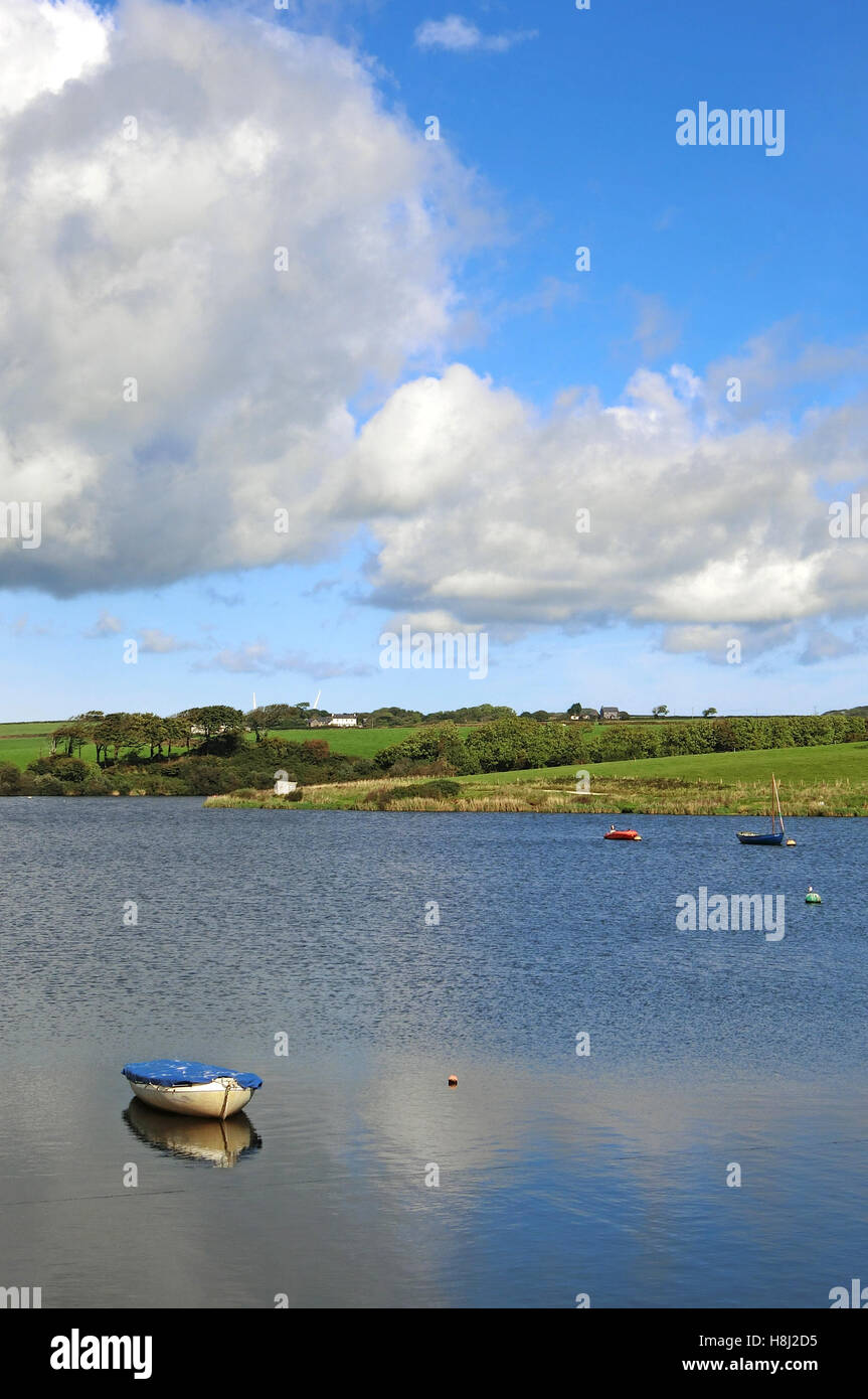 Upper Tamar Lake Reservoir, Devon Cornwall Border, England, UK Stock ...