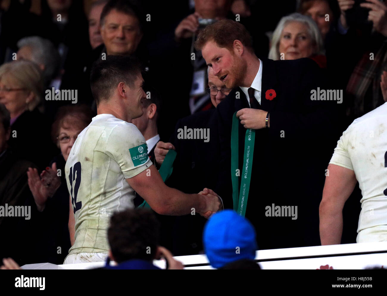 Harry hands hi-res stock photography and images - Alamy