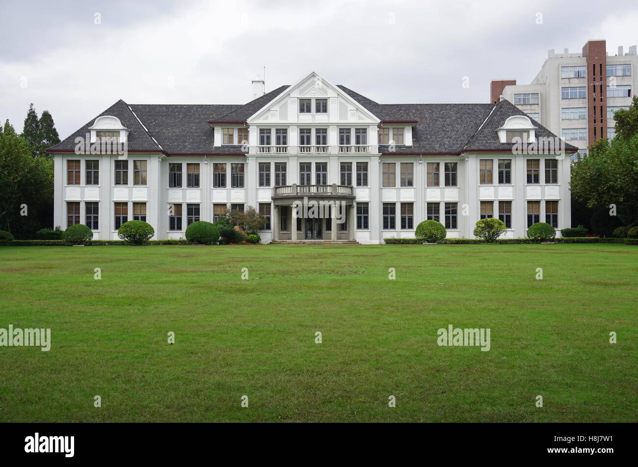 The campus of the prestigious Fudan University in Shanghai, China Stock ...