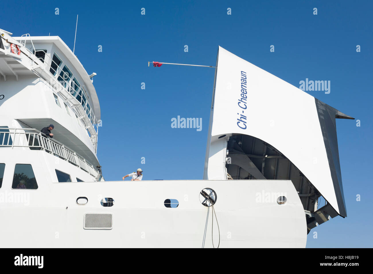 The M.S. Chi-Cheemaun ferry connects Tobermory on the tip of the Bruce ...